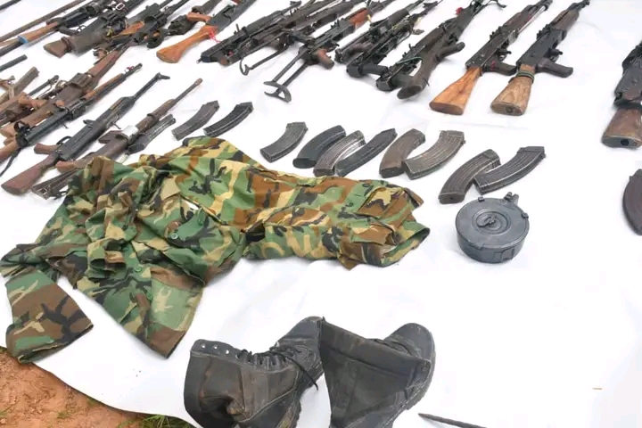 Nigerian Army recovers arms, ammunition, one killed at Fann District in ...